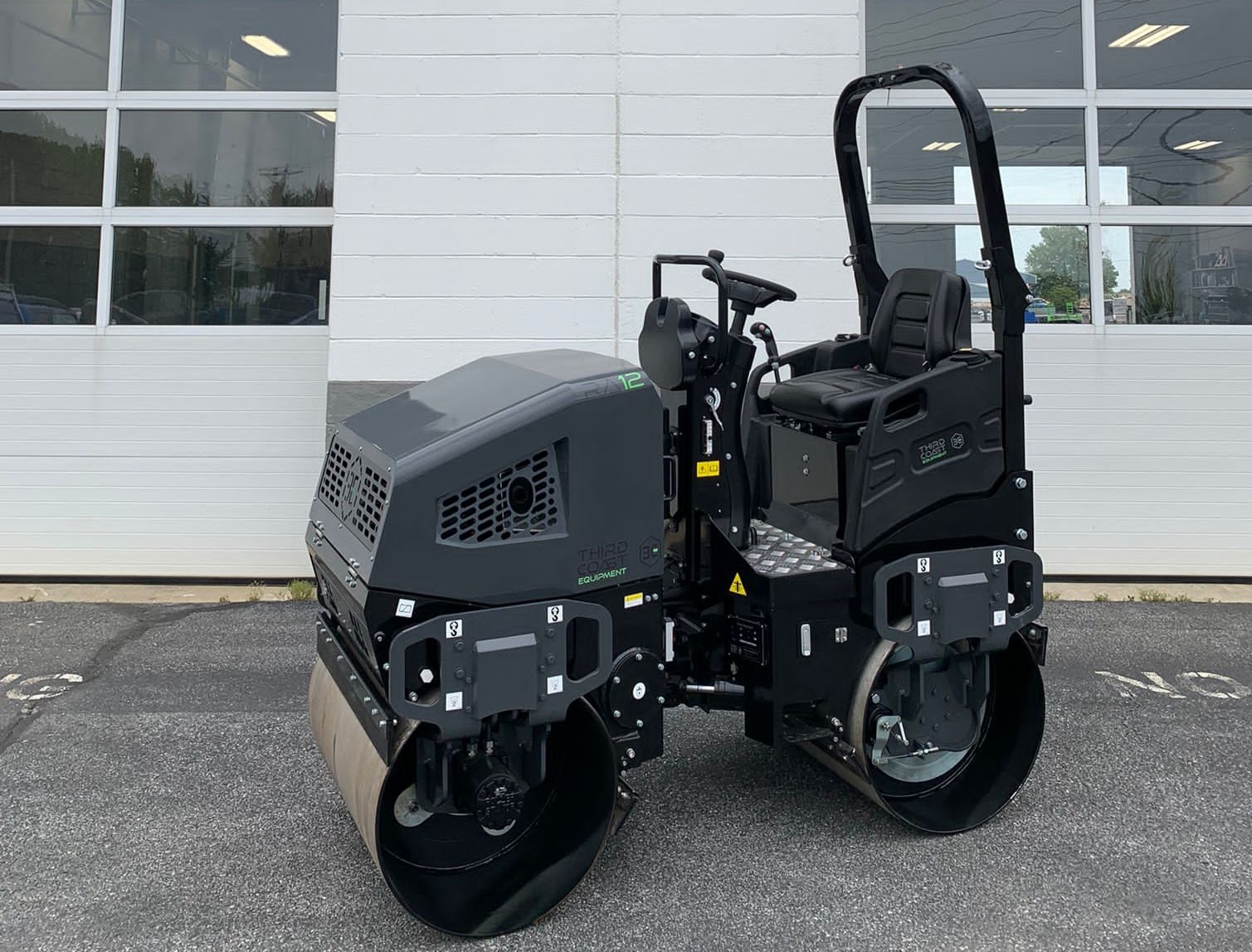 Roller 36" ~ Third Coast RA12 - Richland Rental