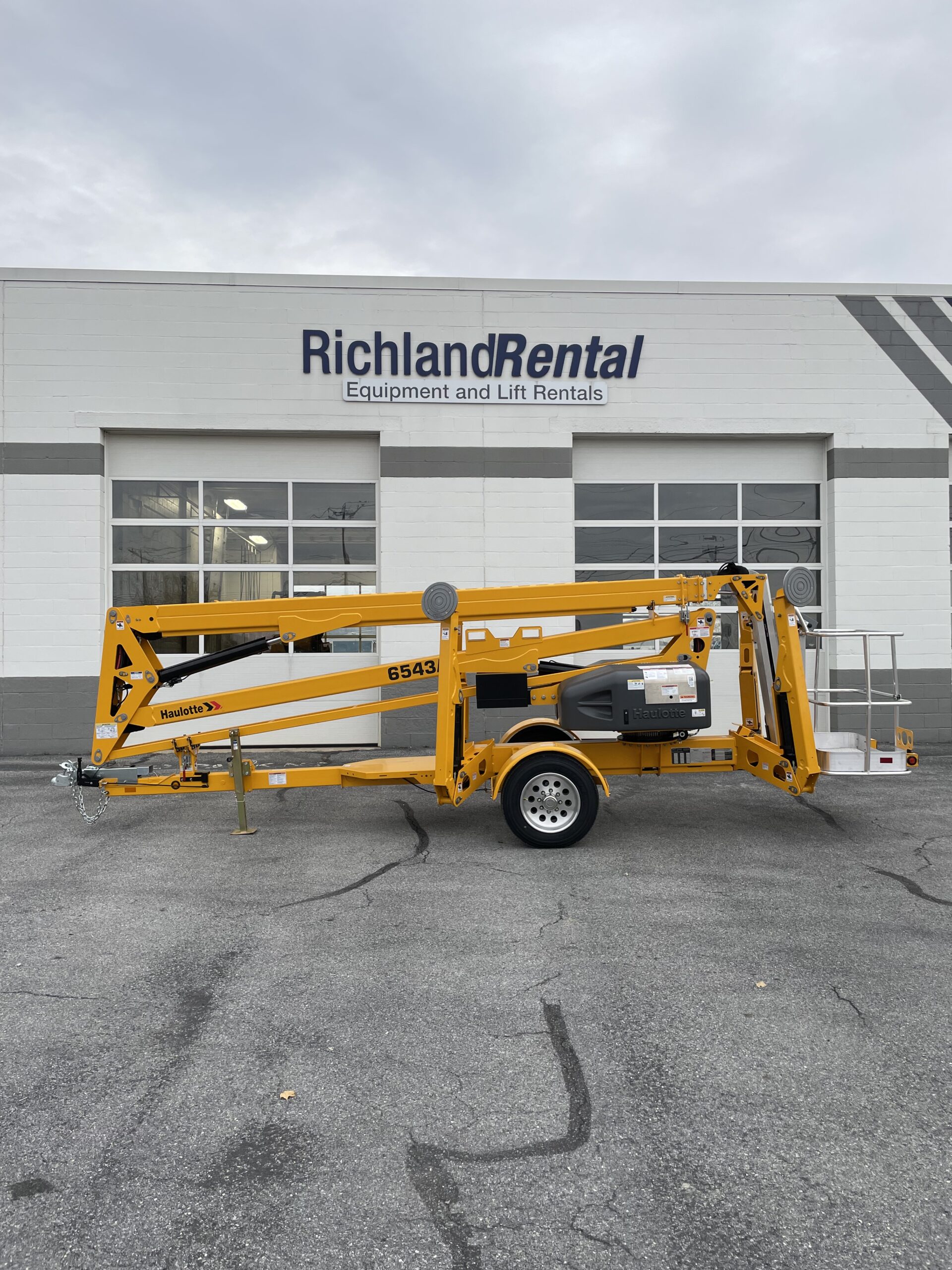 Towable Lift - 6543A - Richland Rental